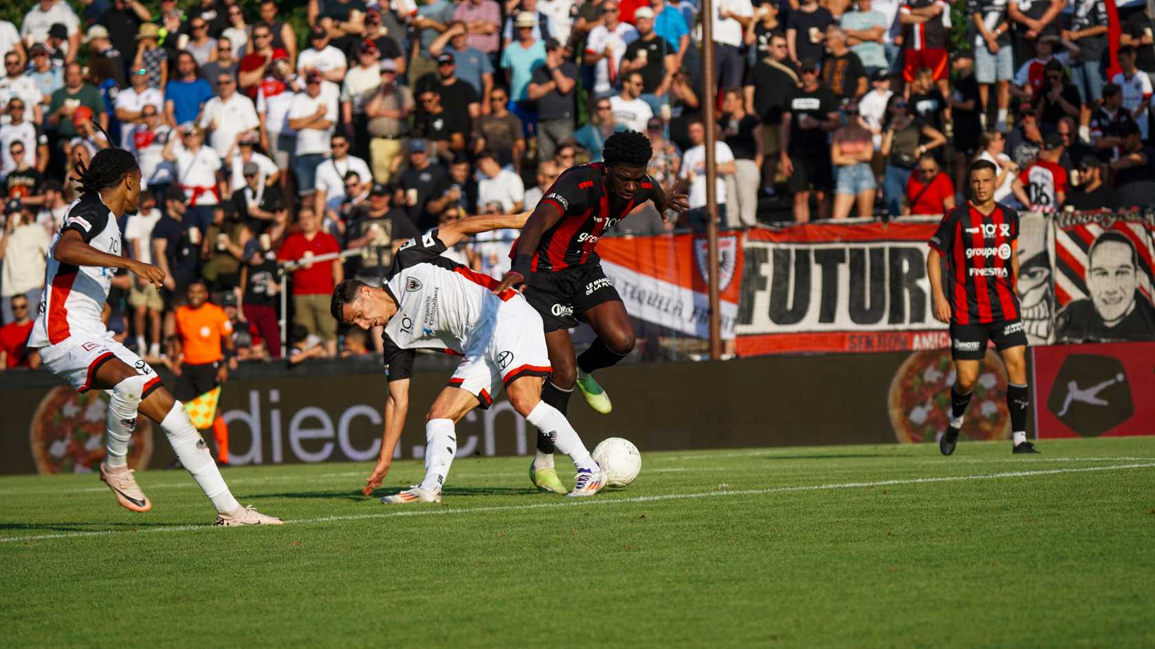 Les Rouge et Noir se déplacent chez le leader ce vendredi • Neuchâtel Xamax